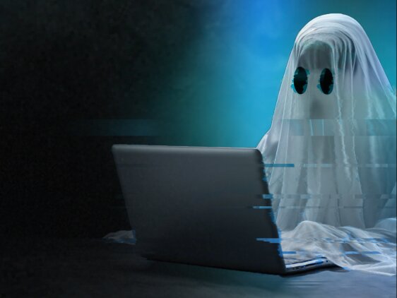 Surviving Cybersecurity Scares: Fighting Fear with Awareness | Huntress