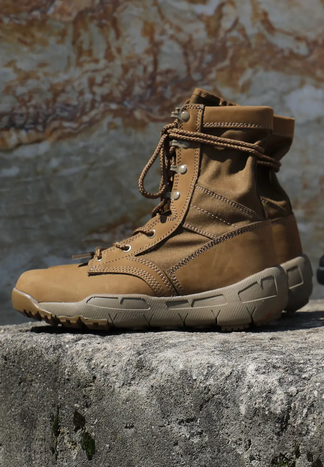 Rothco V-Max Lightweight Tactical Boot - 8 Inch