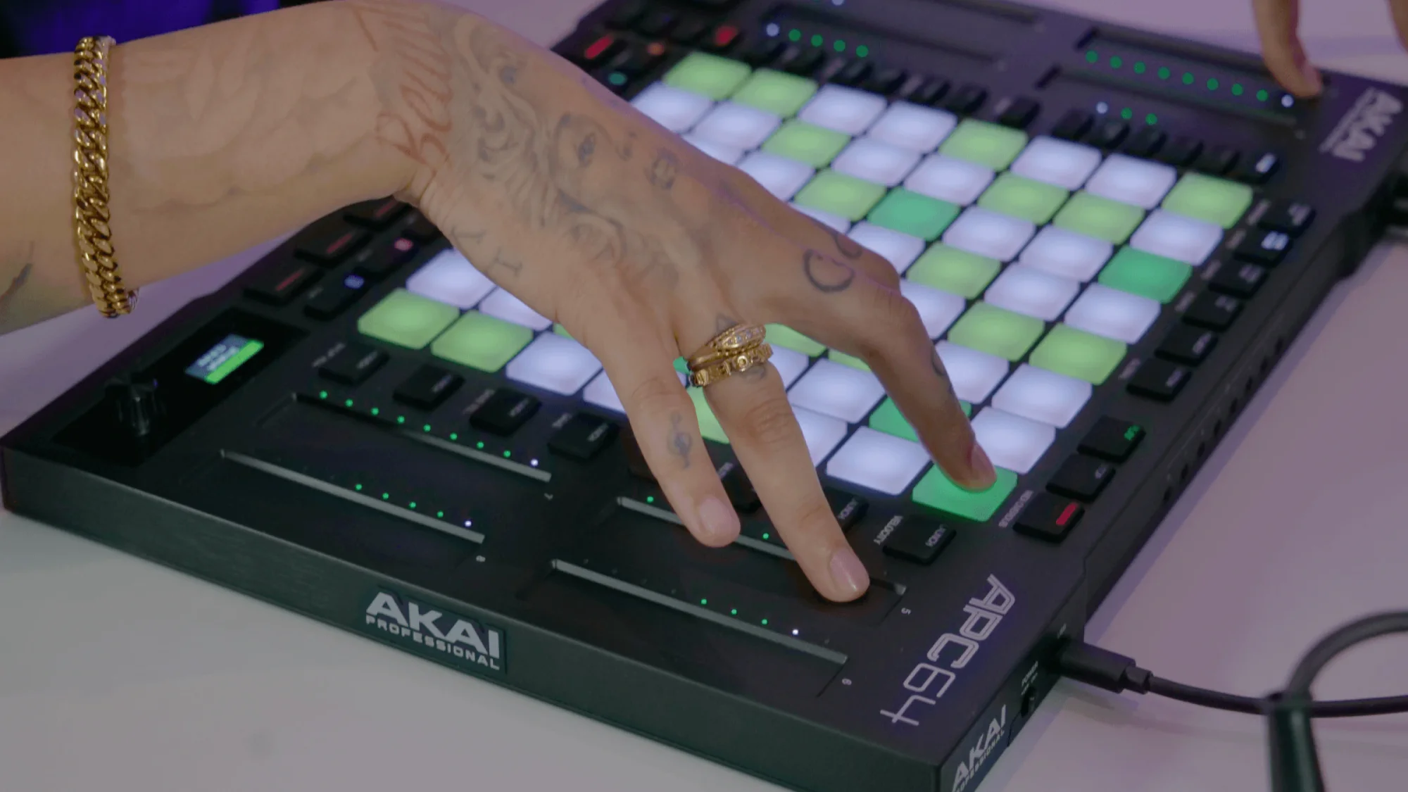 APC64 | Akai Professional | Akai Pro
