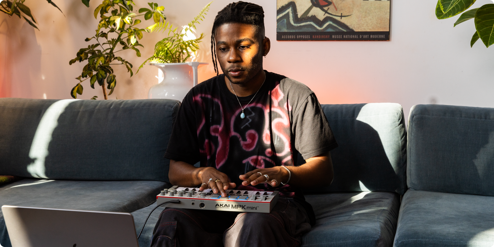 MPK Mini IV | Akai Professional | Akai Pro