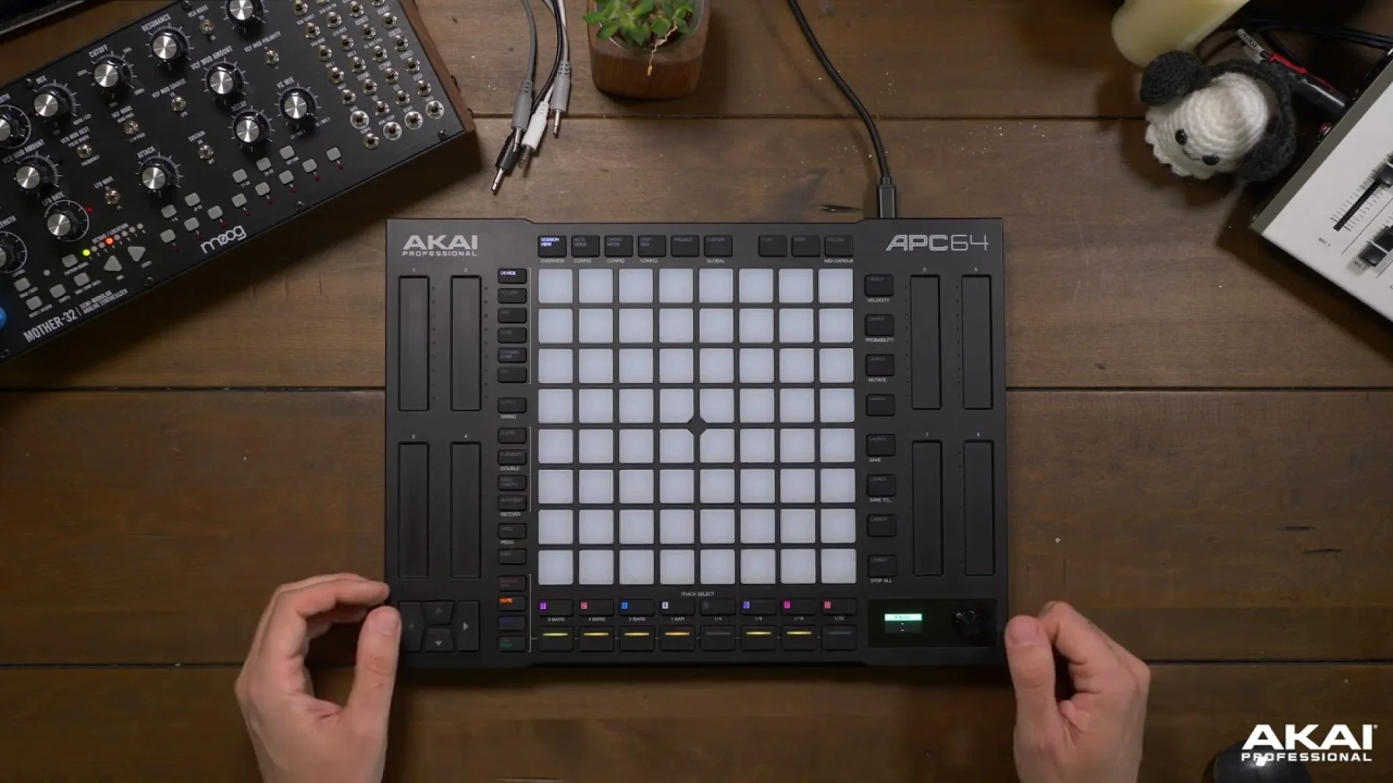 APC64 | Akai Professional | Akai Pro