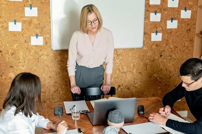 50 CFO Interview Questions (Ideal Answers + Red Flags)