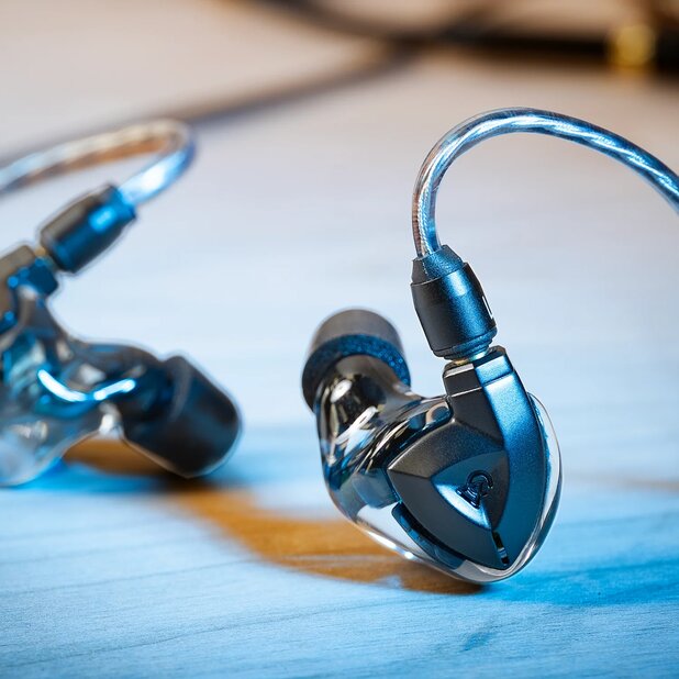 Campfire Clara IEM Review: The Chameleon That Masters Every Genre
