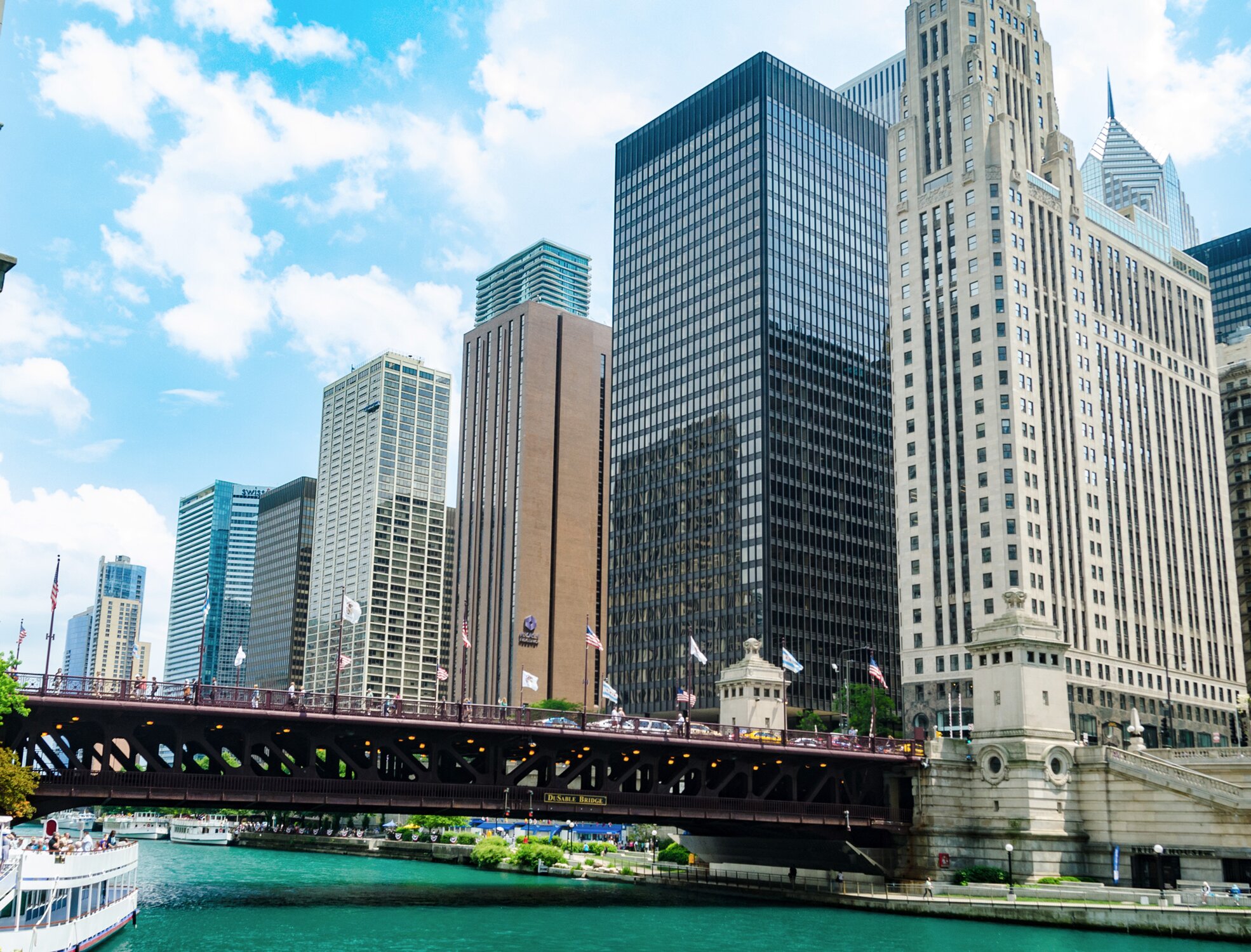 111 East Wacker (One Illinois Center) | Chicago Architecture Center