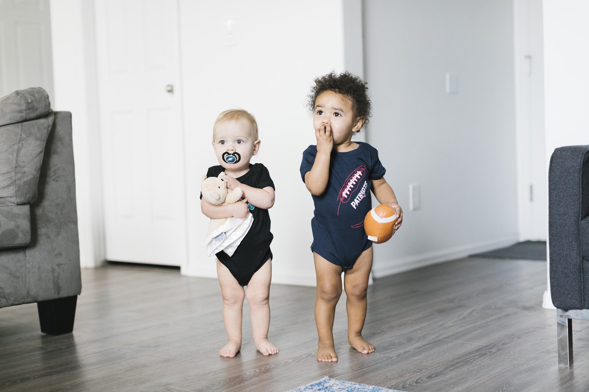 Creative Sibling Photos - Sibling Photo Shoot Ideas | Chatbooks