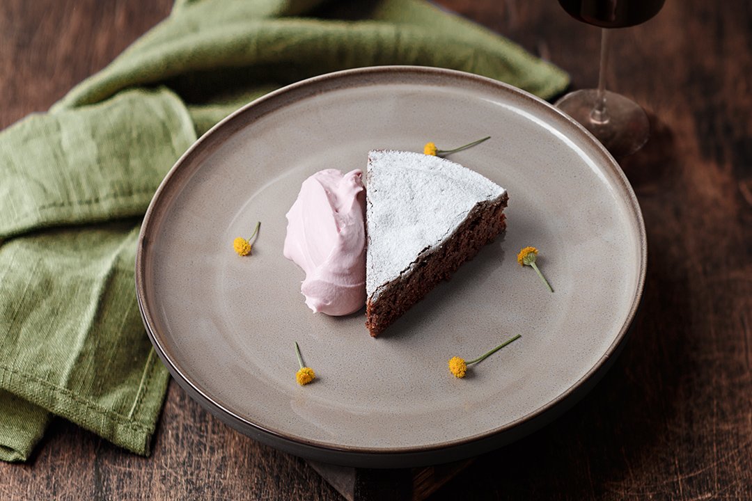 Holiday Recipes Almond & Chocolate Torte