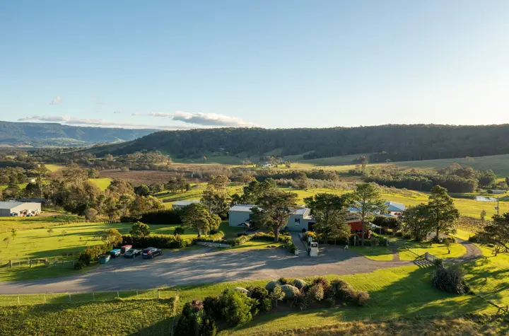 Regions, cities & towns of New South Wales - Travel NSW: accommodation ...