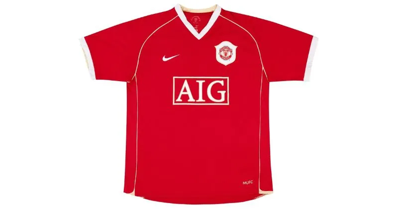 10 best Manchester United kits: greatest ever MUFC shirts