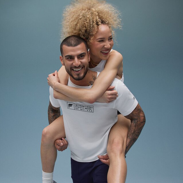 Gym Clothes for Women & Men's Gym wear | Shop Fabletics UK