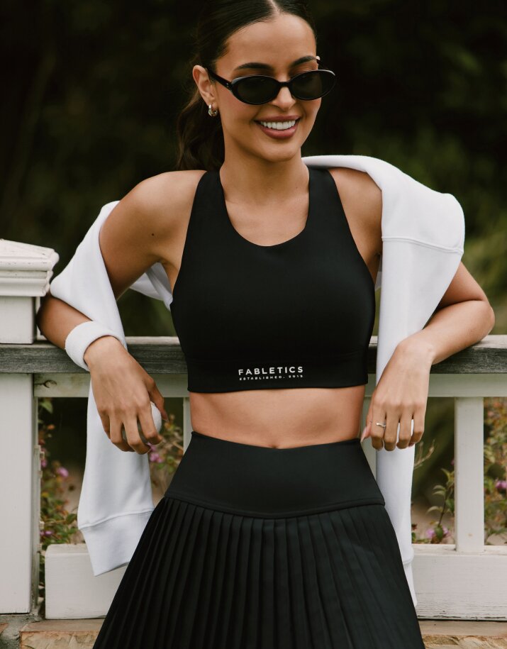 Gym Clothes for Women & Men's Gym wear | Shop Fabletics UK