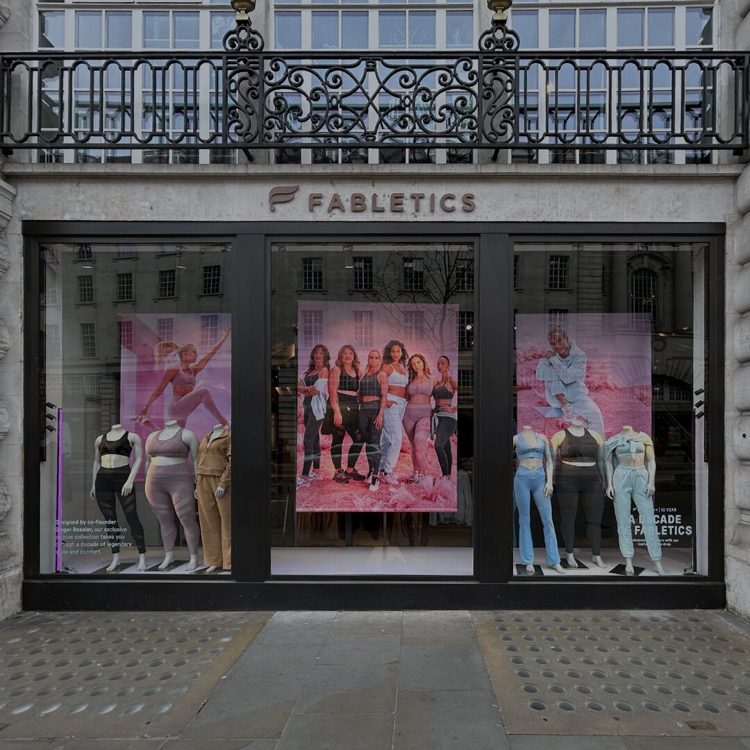 Sportstøj til kvinder of mænd | Køb online hos Fabletics