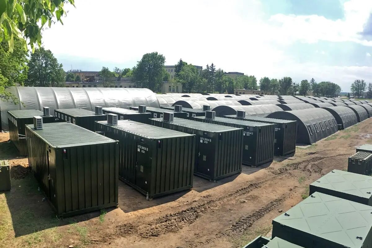 Military Shipping Containers: 2024 Buying Guide | Boxhub