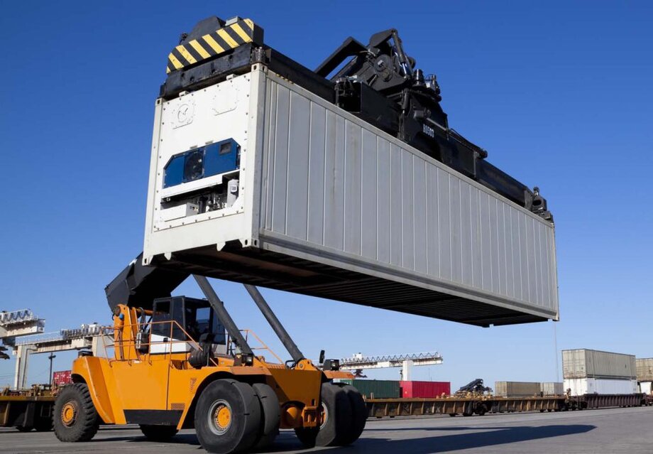 Refrigerated (Reefer) Shipping Container Guide 2024 | Boxhub