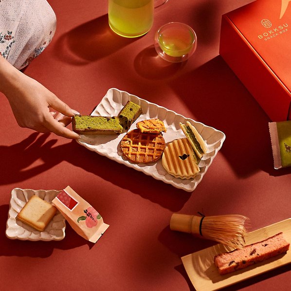 Authentic Japanese Snack & Candy Subscription Boxes | Bokksu