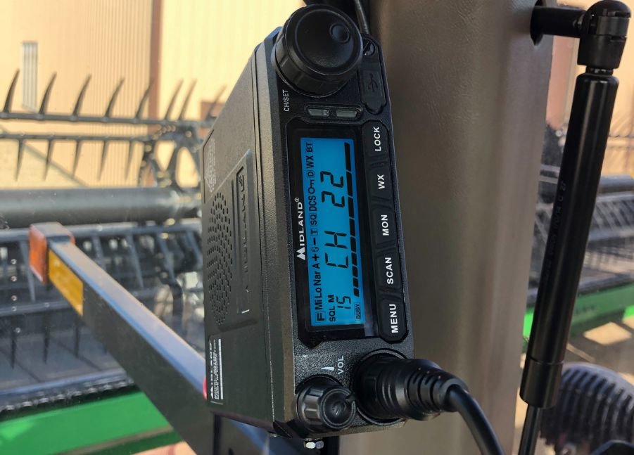 Best Radios for Agriculture – MIDLAND