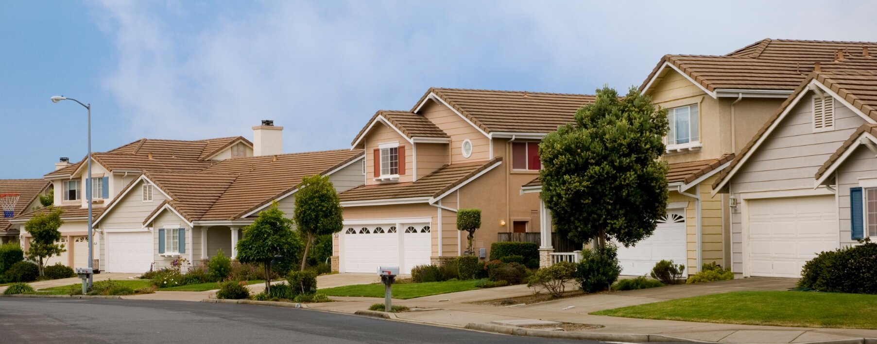 Is Home Insurance Required in California? Legal Insights
