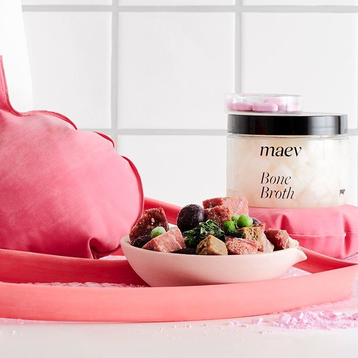 Maev | Raw dog food made easy.
