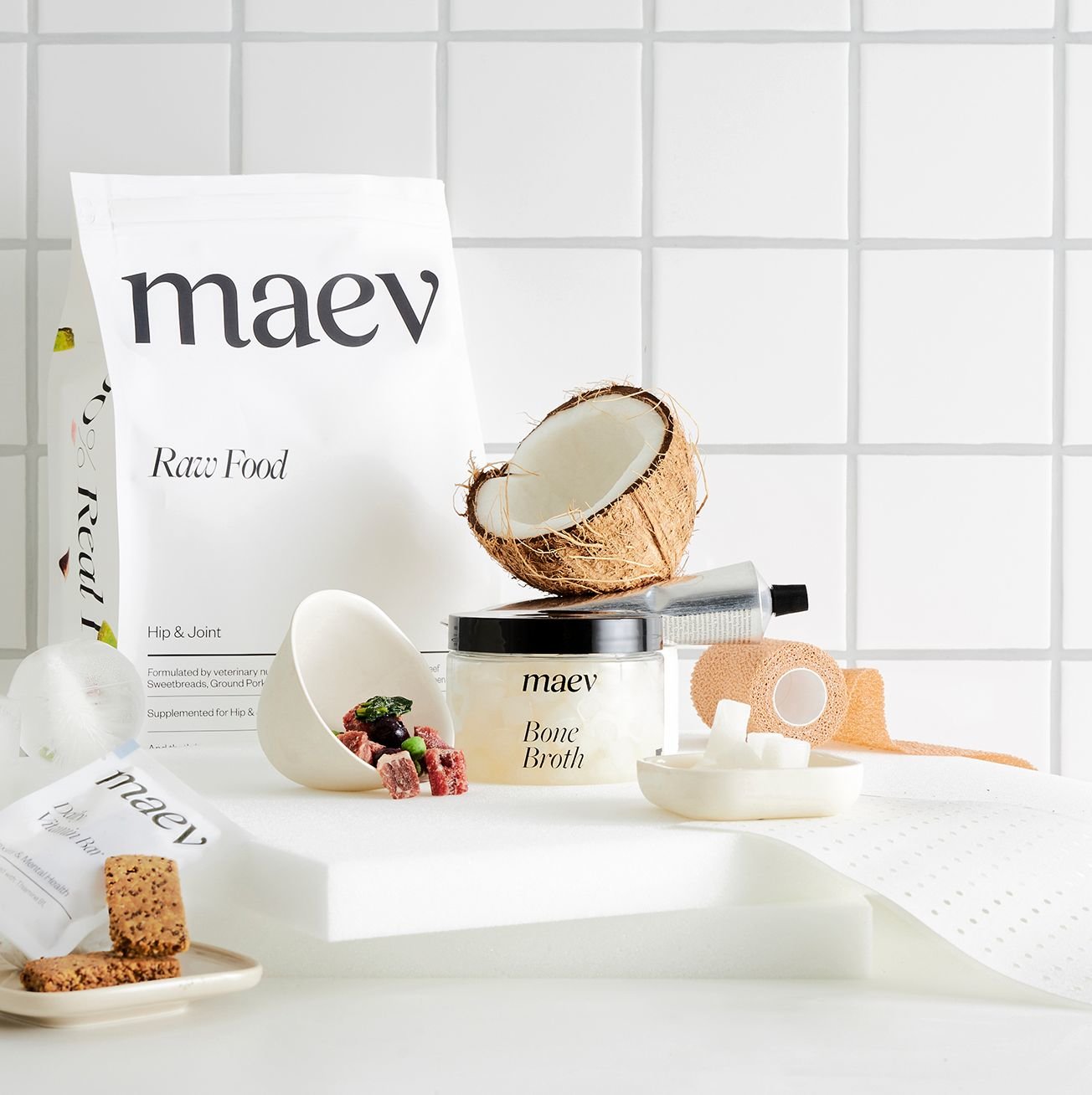 Maev | Raw dog food made easy.