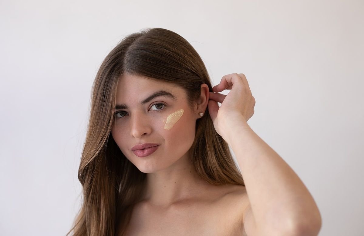 Matching Almond Skin With Undertones