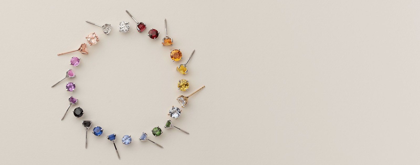 Christmas Jewelry - Holiday Jewelry Gift Guide 2023 | Shane Co.