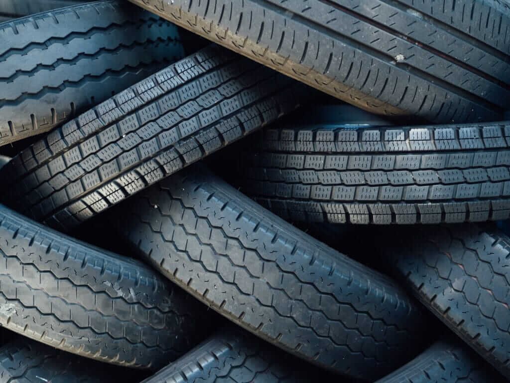 What is the minimum legal tyre tread depth? | Tempcover