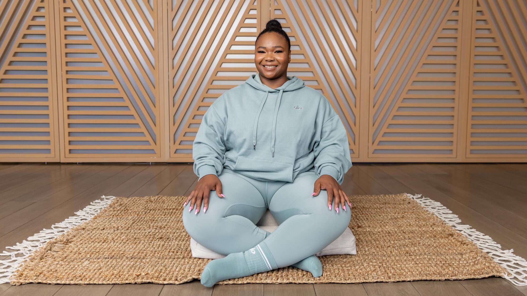 Class Finder | Alo Yoga