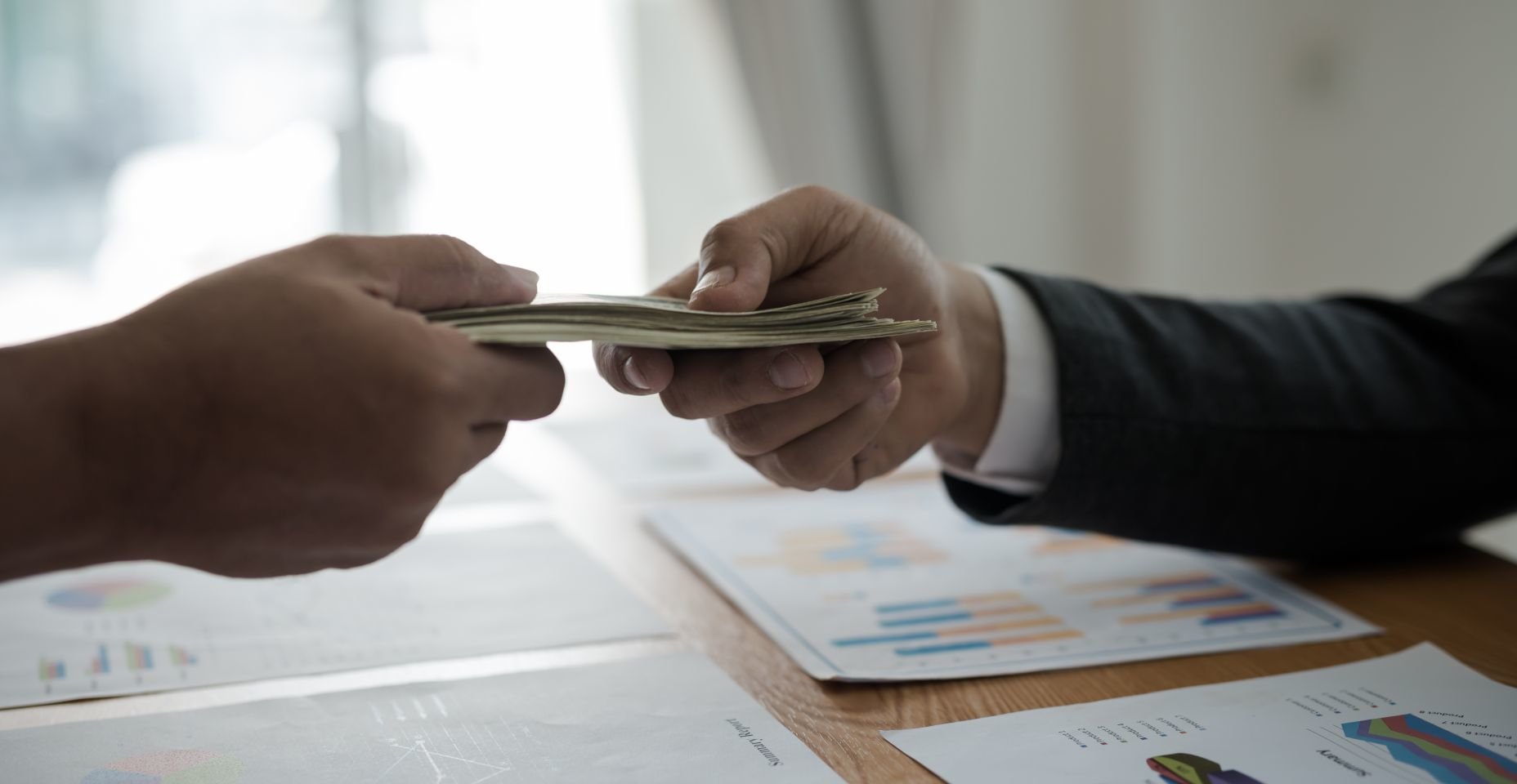 Como funciona o adiantamento salarial | Blog Carteira Digital