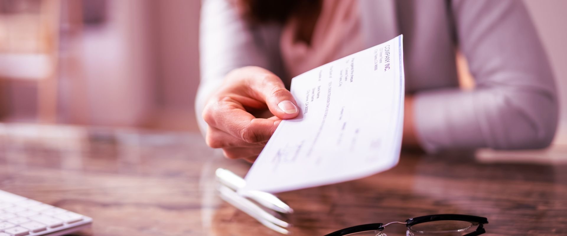 Cheque cruzado: quanto tempo para compensar? | Blog Crédito