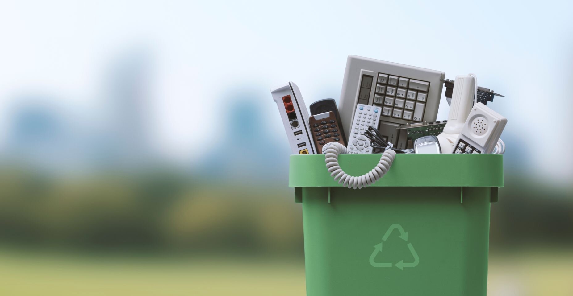 O que fazer com o lixo eletrônico? Veja como é o descarte correto ...