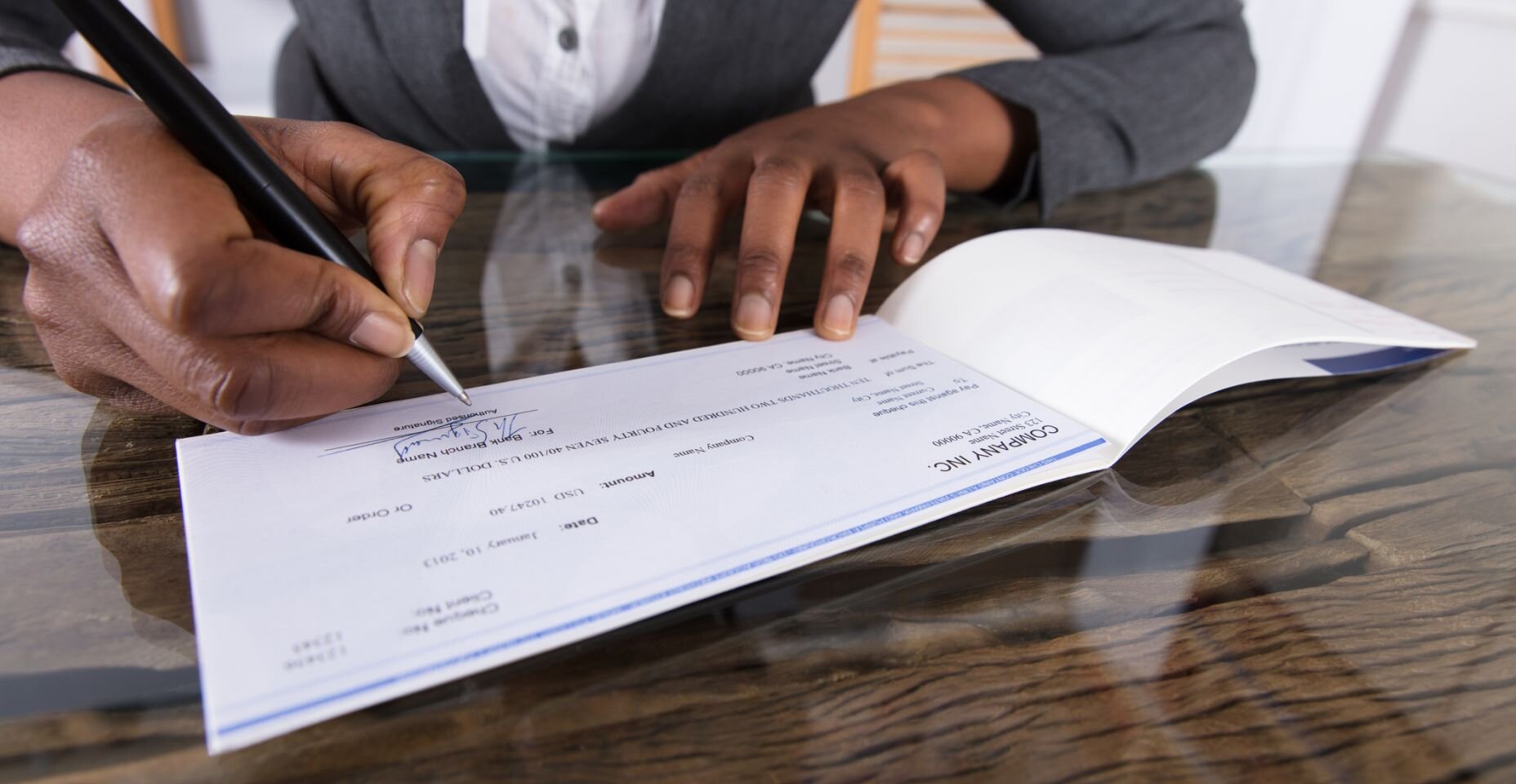 Aprenda como Depositar Cheque: entenda os procedimentos