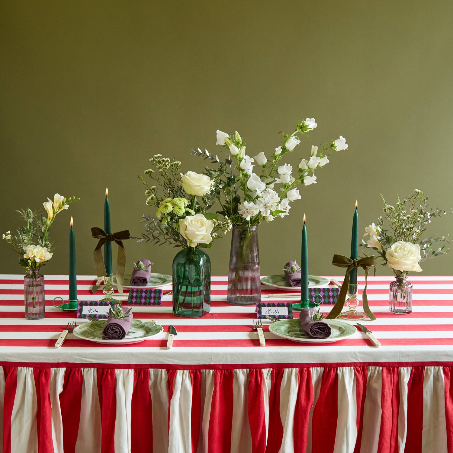 The Emerald & Amethyst Tablescape Showstopper - Freddie's Flowers ...