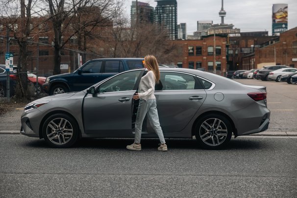 A Guide to Tesla Car Subscriptions | Blog | Roam