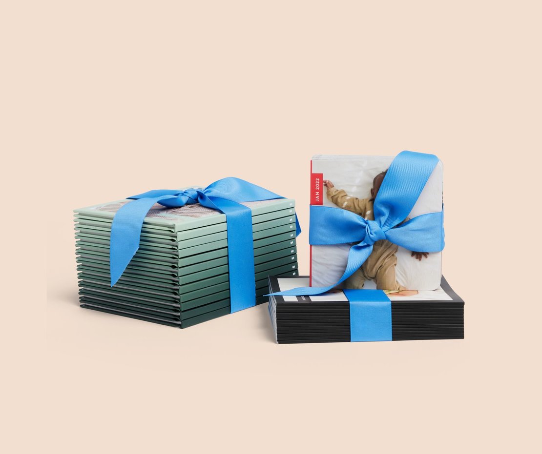 Gift a Photo Book Subscription - Subscription Gifts & Monthly Gift Clubs