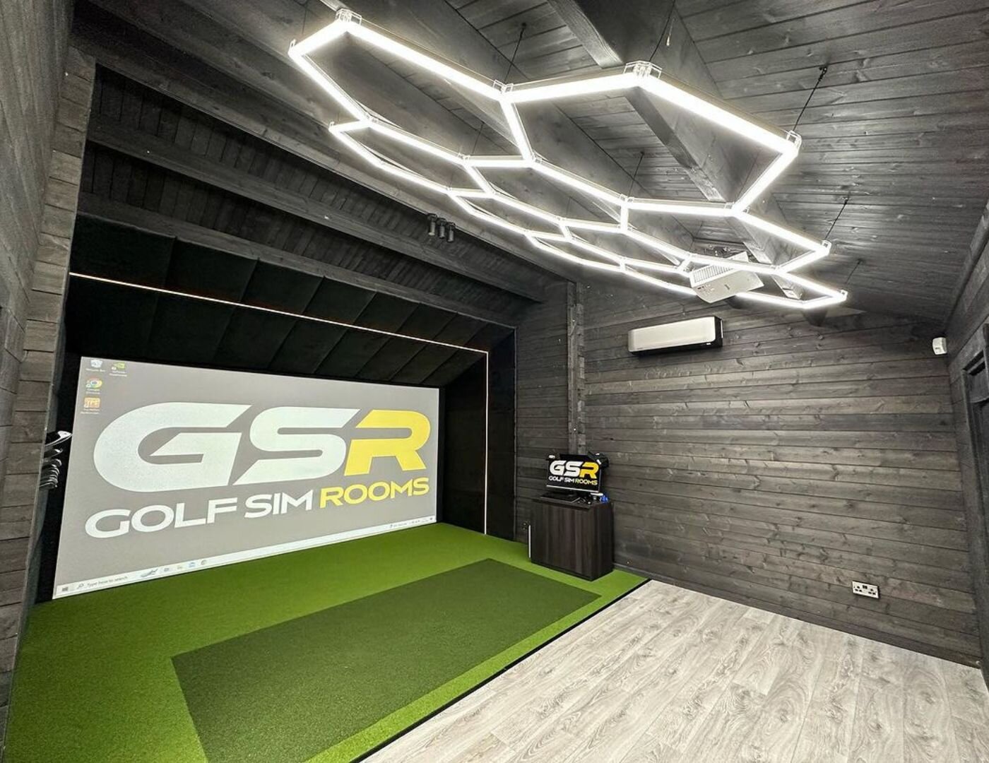 Golf Sim Rooms | ULTRA LEDs