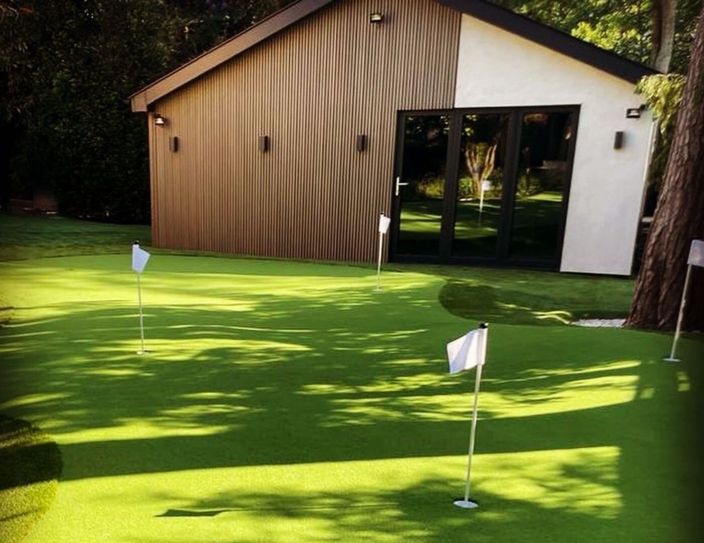 Golf Sim Rooms | ULTRA LEDs