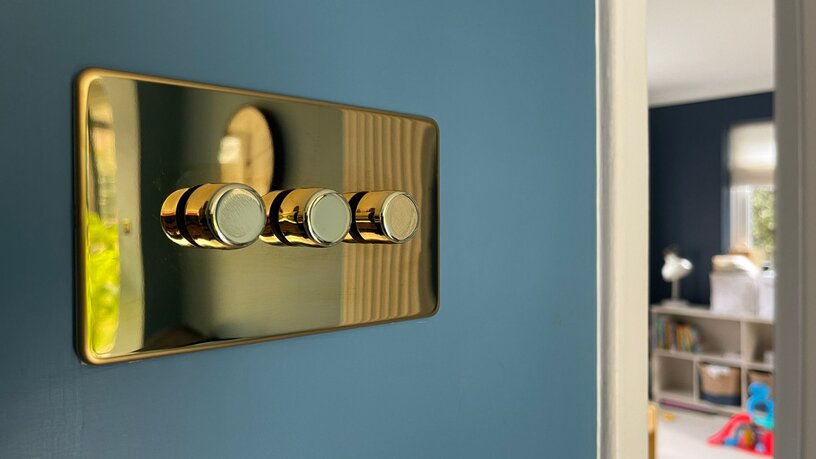 Understanding LED Dimming: A Guide To Modern Lighting Control | ULTRA LEDs