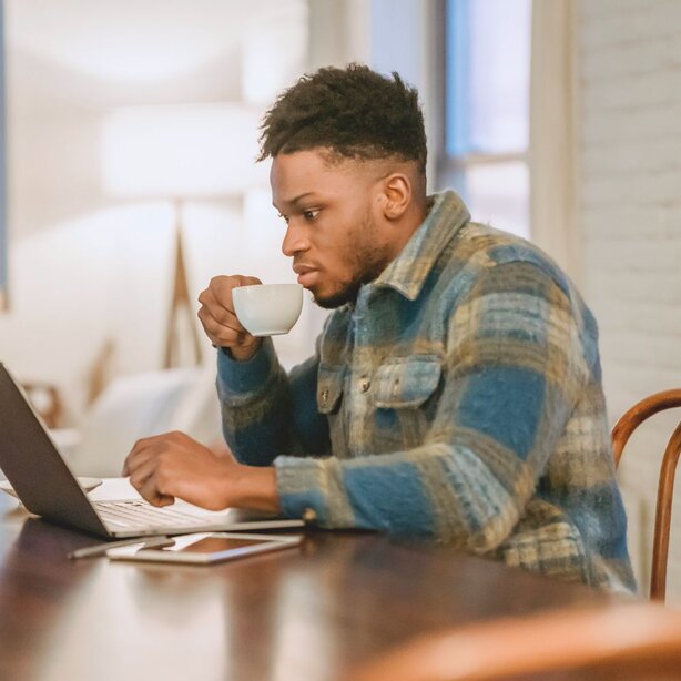 When and Why Do You Need to Register an Agent Code with HMRC?