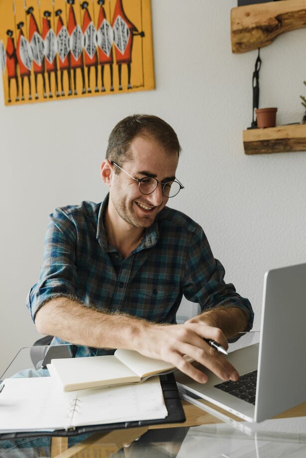 Understanding CIS Registration Process for Self-Employed Individuals