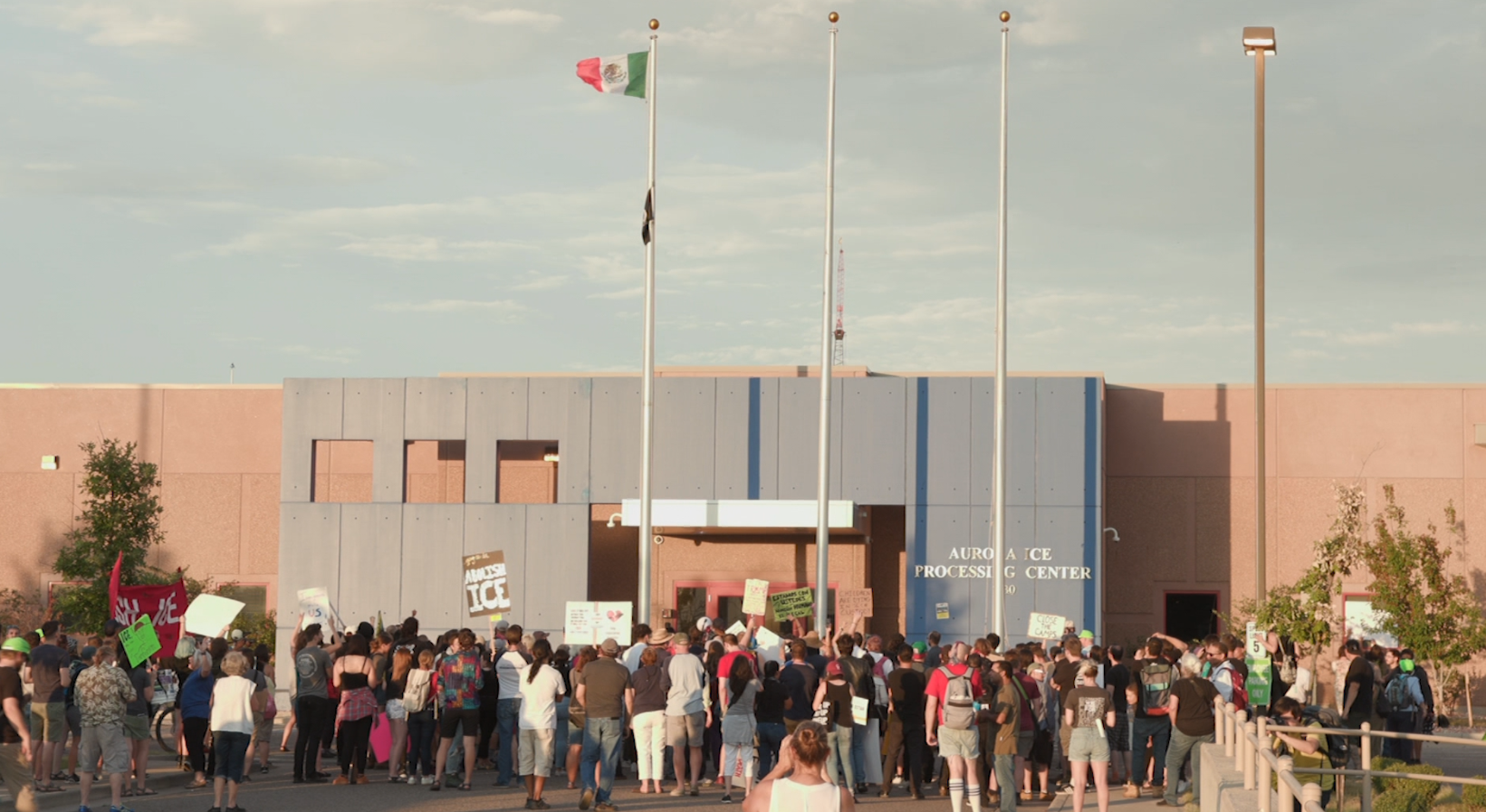 Watch extended video of protest, American flag removal at Aurora ...