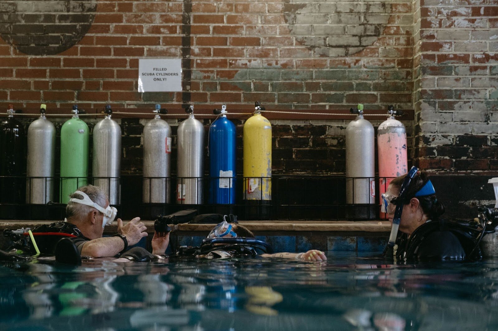 How adaptive scuba diving helps people with disabilities do much more ...