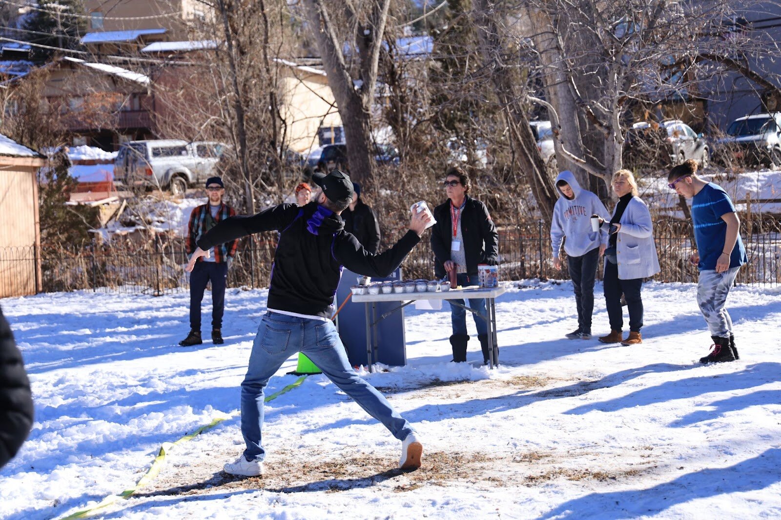 Flyin’ Fruitcakes! It’s the Manitou Springs Great Fruitcake Toss ...
