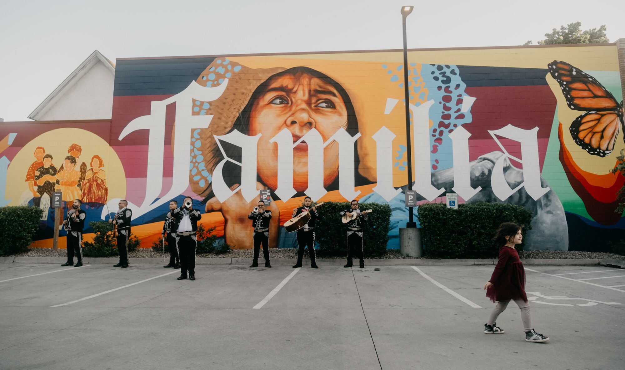 A new mural celebrates Hispanic heritage, individuality and family ...