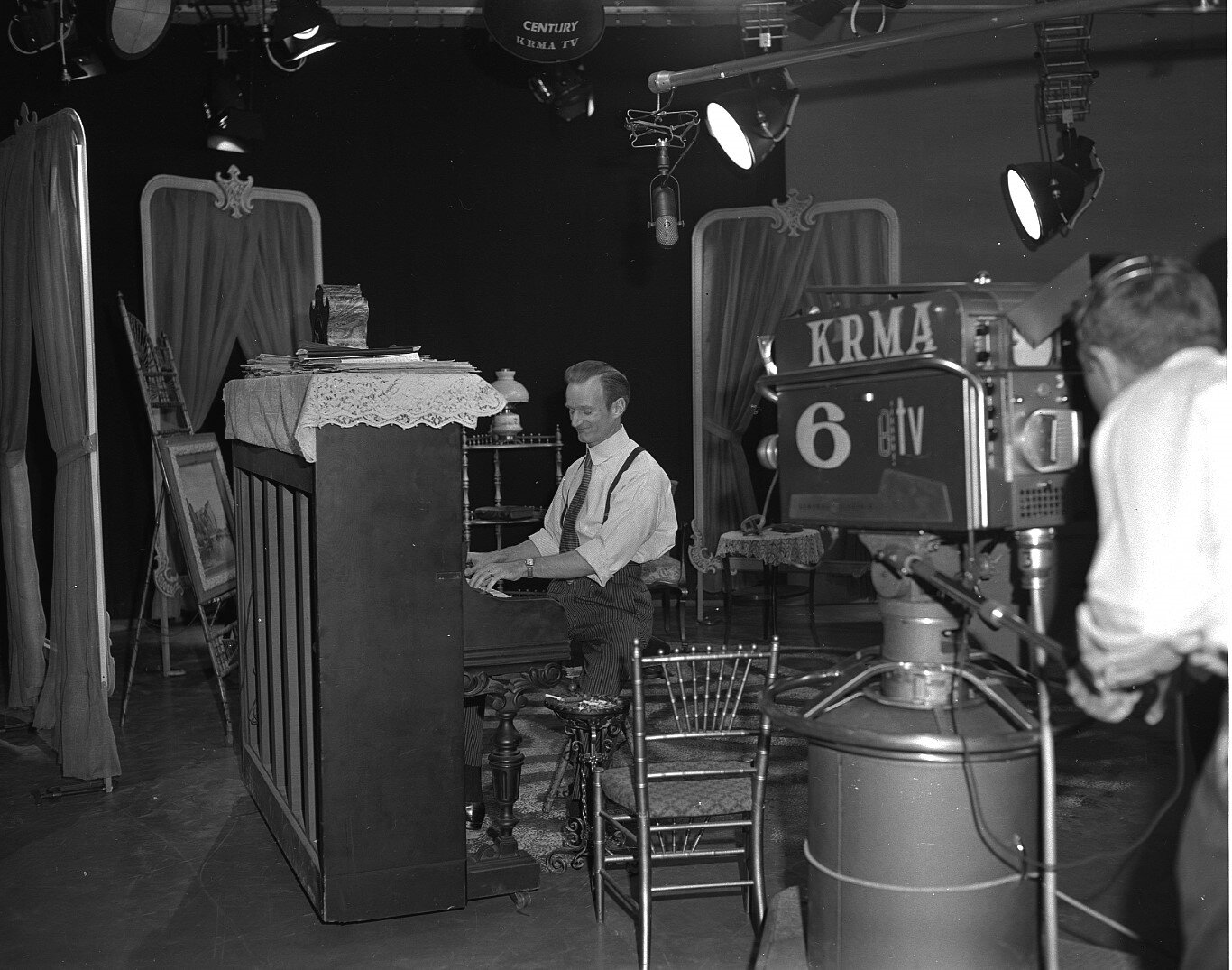 Remembering Max Morath, the pioneering pianist of public television ...