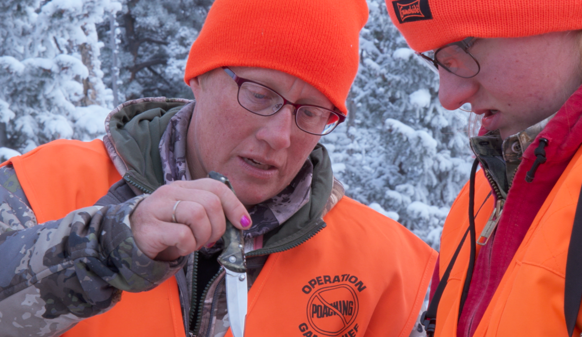 Bucking stereotypes, Pepper Canterbury leads hunting trips for women ...