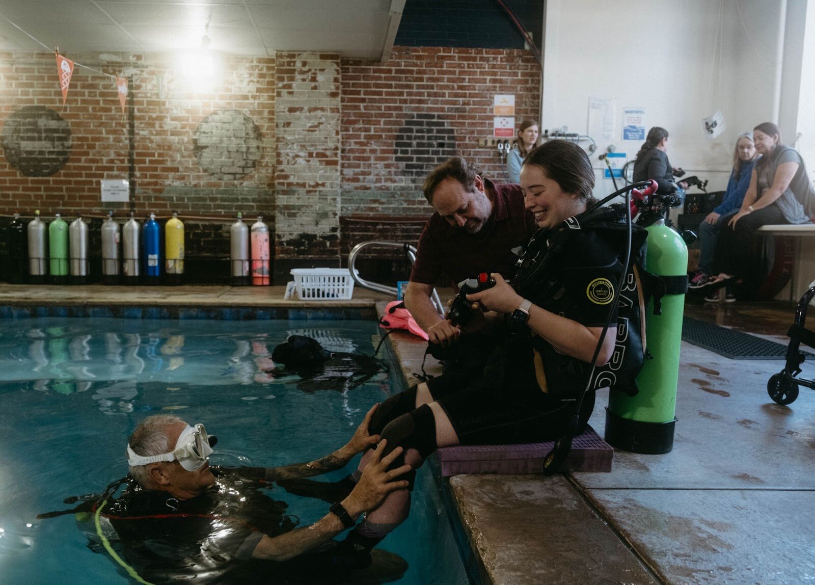 How adaptive scuba diving helps people with disabilities do much more ...