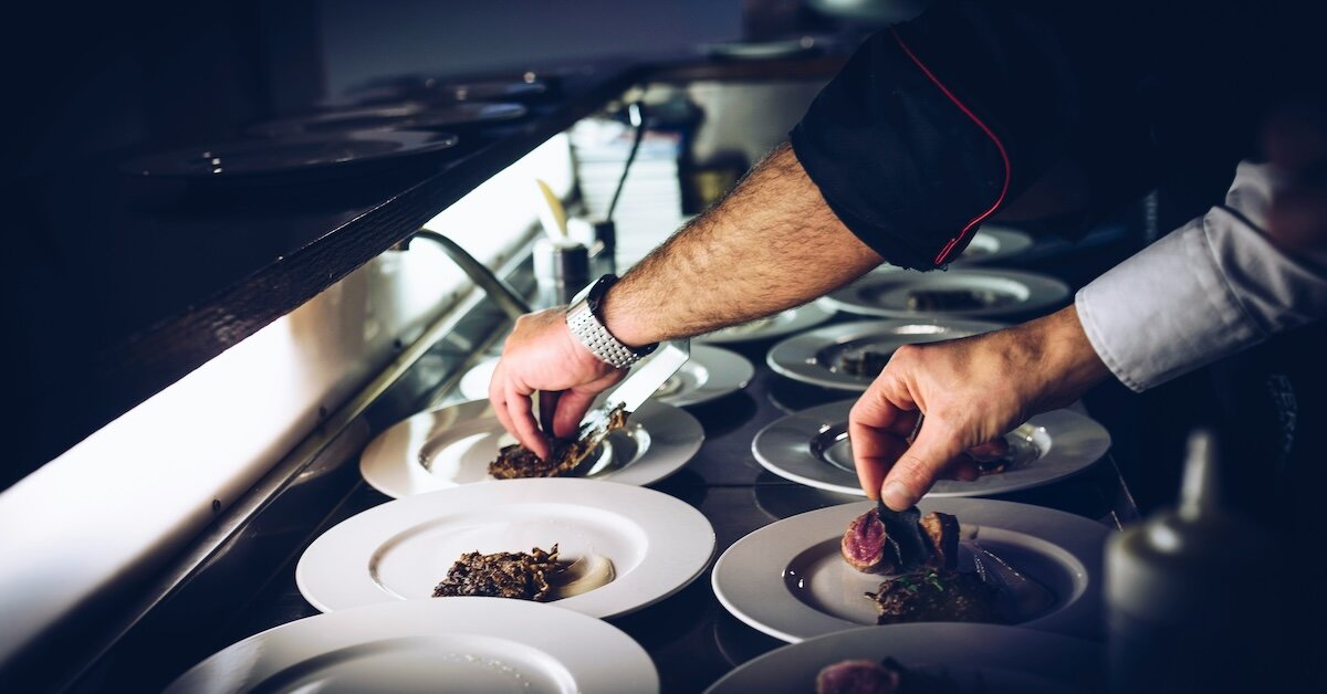 Leasing a Restaurant - 5 Things to Know | Crexi