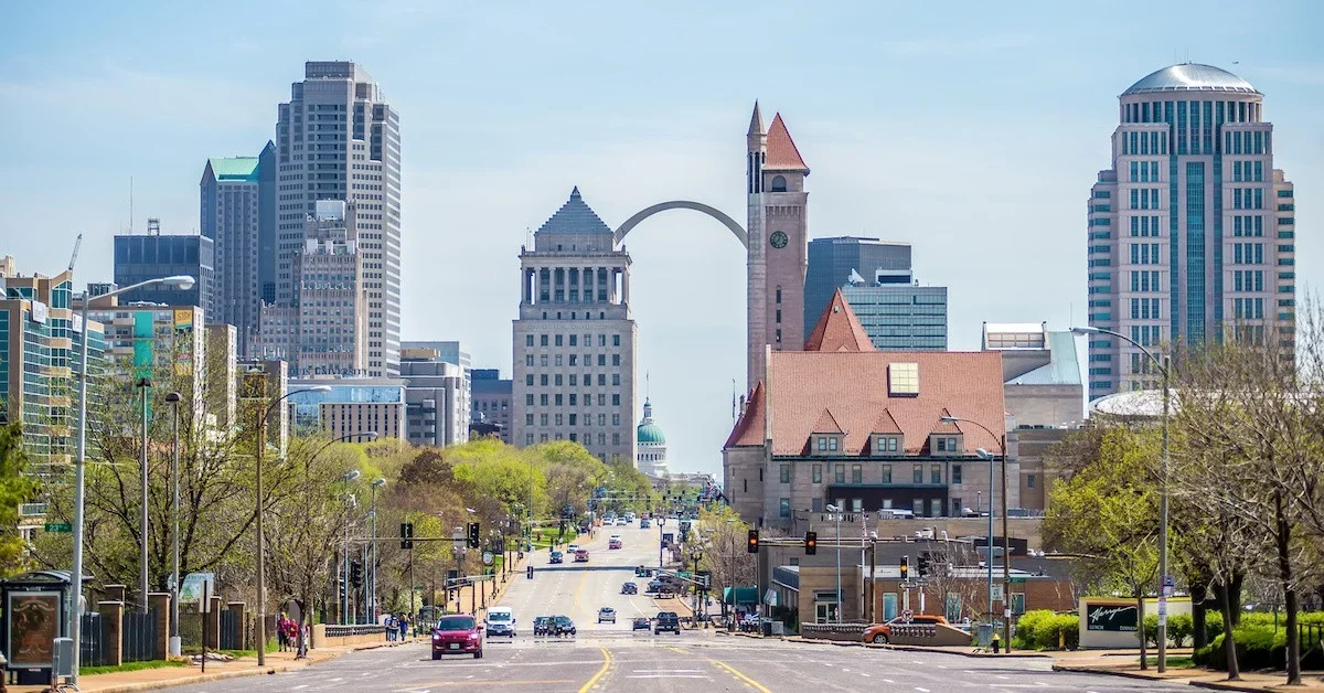 St. Louis Commercial Real Estate Market Updates 2026 | Crexi
