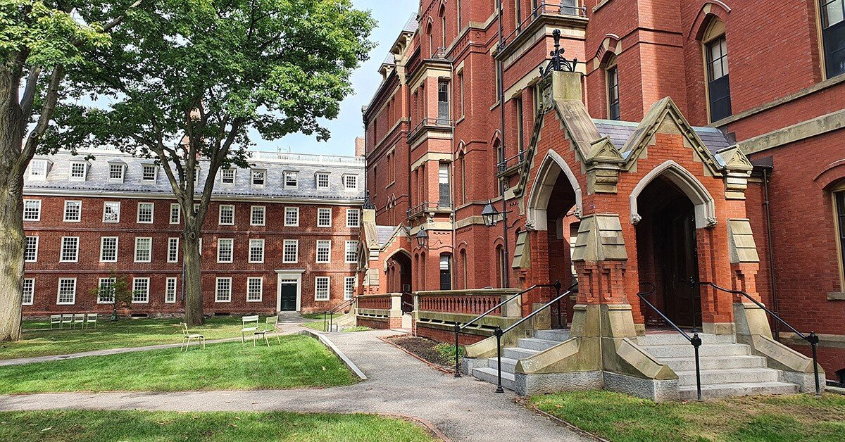Considerations For Investing in College Towns CRE | Crexi