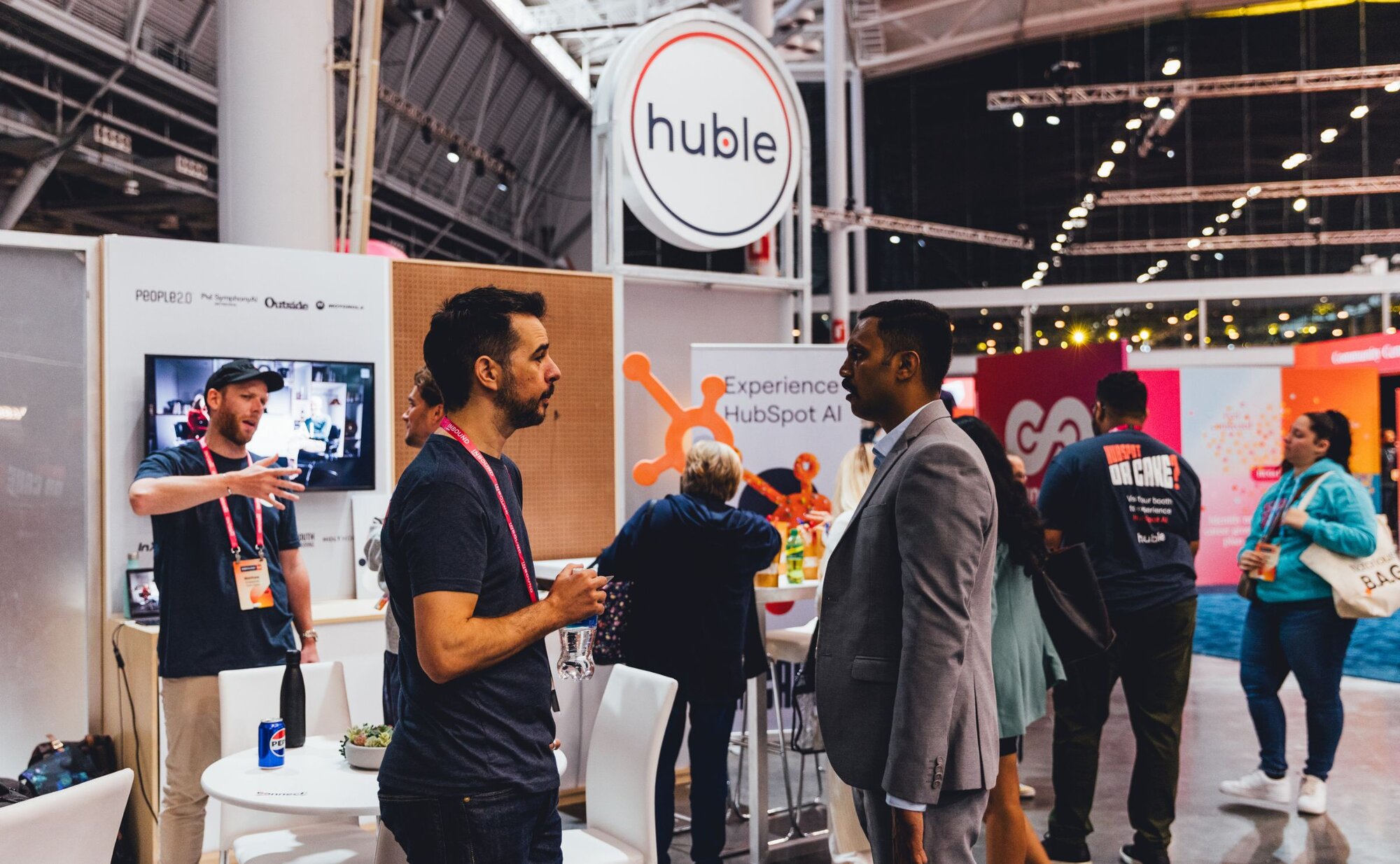 Tiered Cake, Tiered Pipeline: How Huble Created Sweet Success at INBOUND