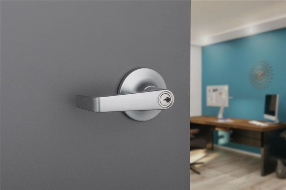 Universal Hardware Unveils New Packaging Designed for the Pro - Hampton ...